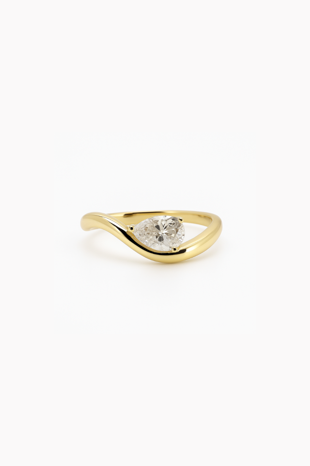 Solid gold diamond rings – AURORA COLLECTIVE